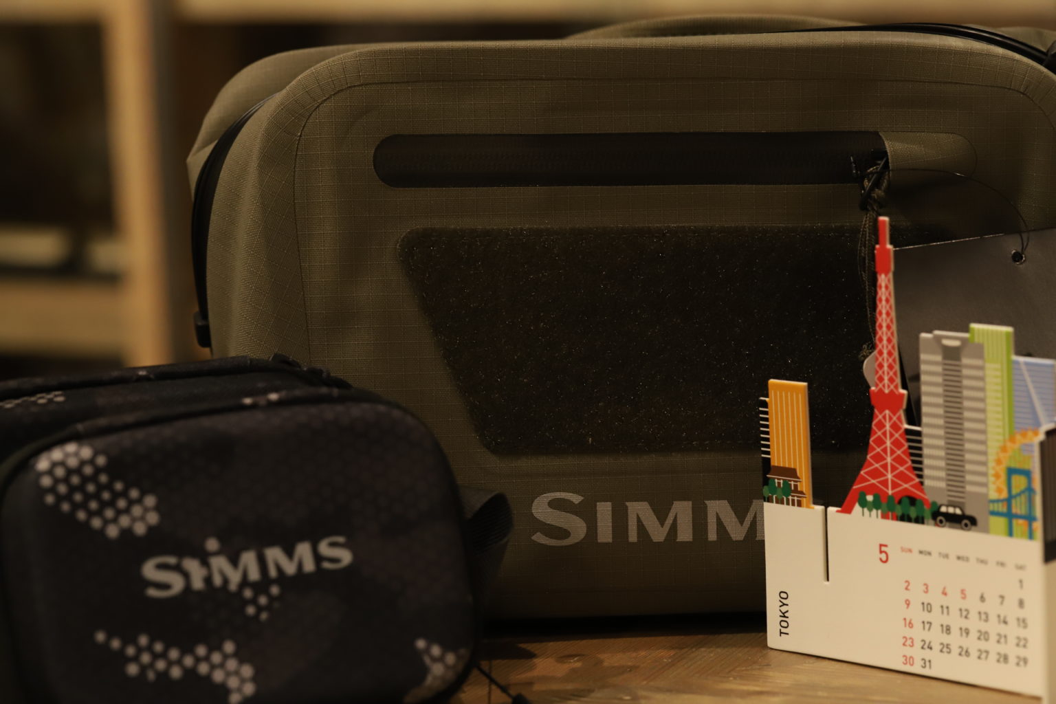 SIMMS DRY CREEK Z HIP PACK & FISH WHISTLE 2.0 | ネイティブトラウトルアー専門店 エクスプローラーズ